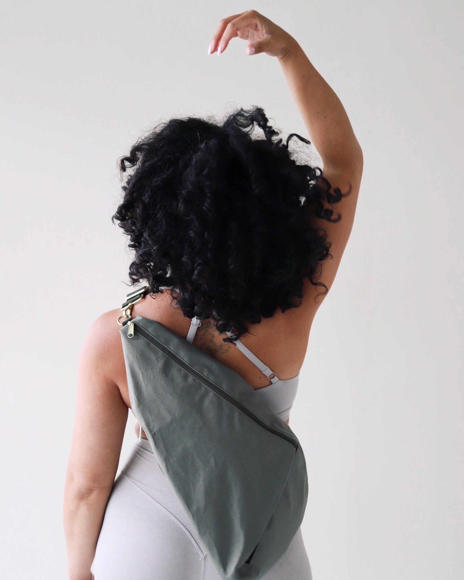 About Us – Canvelle